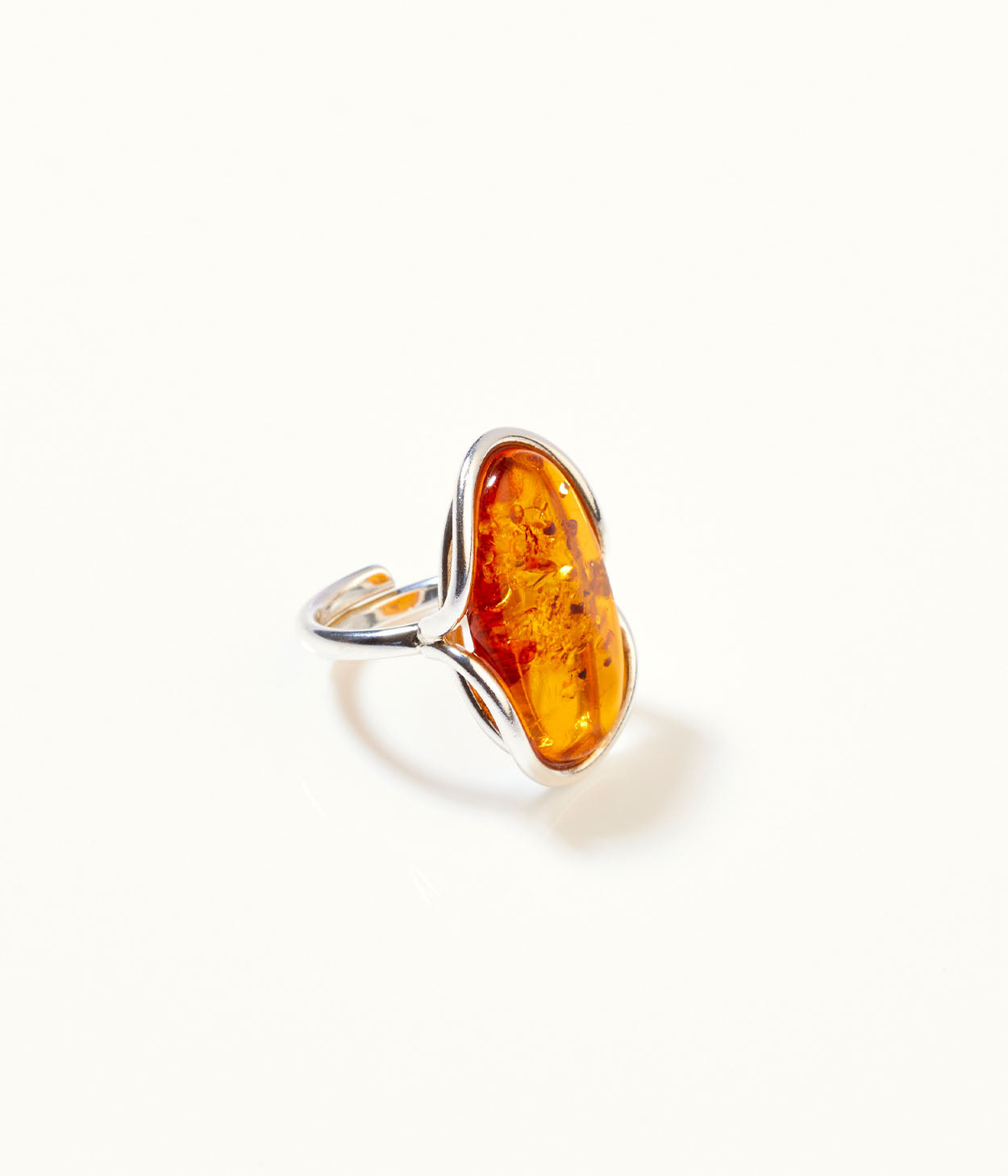 Statement Amber Ripple Ring – Baltic Beauty
